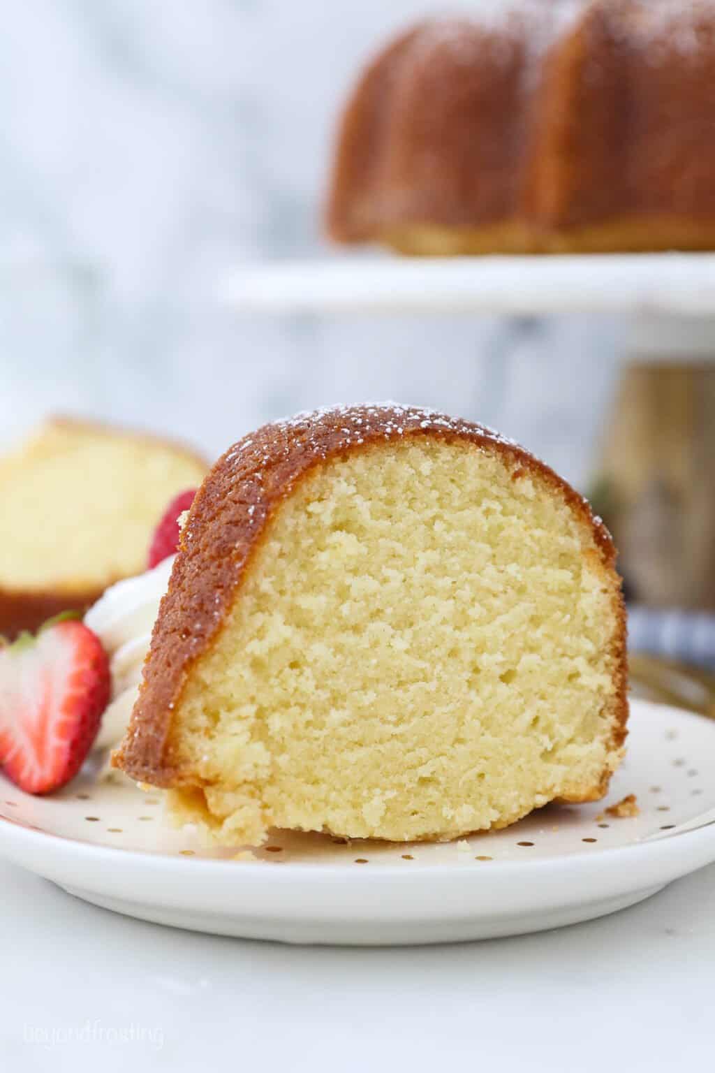 Easy Old-Fashioned Pound Cake Recipe | Beyond Frosting