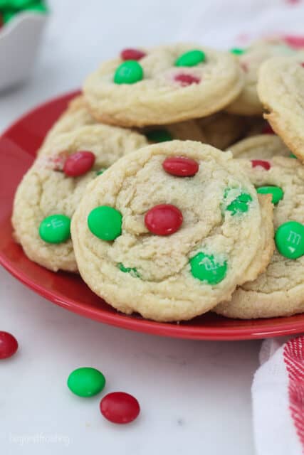Easy Chewy M&M Cookies (Video) | Beyond Frosting