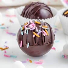 How to Make Hot Chocolate Bombs - Beyond Frosting