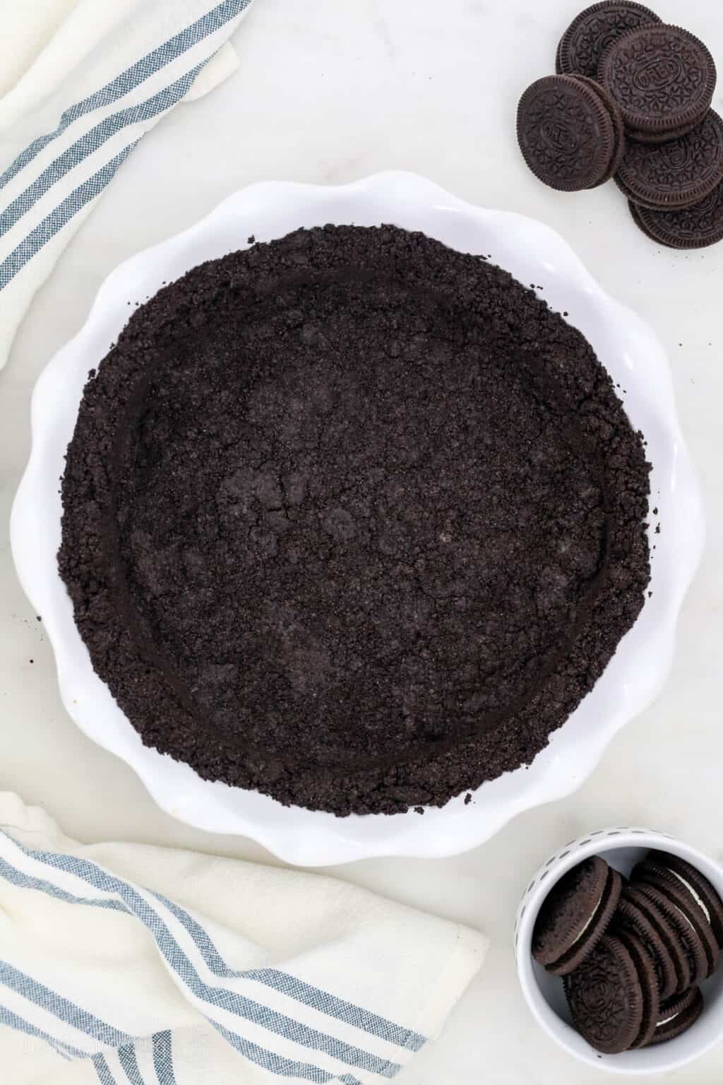 Easy Oreo Pie Crust | Beyond Frosting