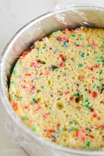 Homemade Funfetti Ice Cream Cake | Easy Birthday Cake Ideas