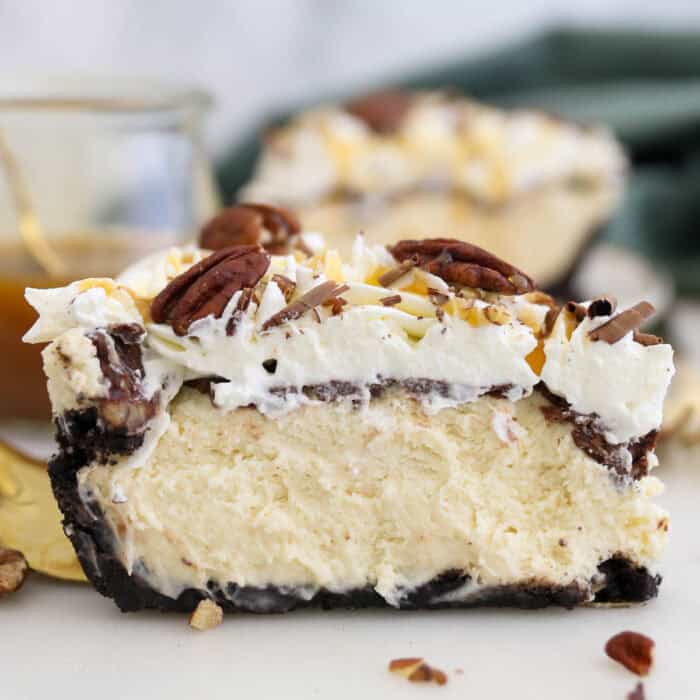 Easy Caramel Pecan Turtle Pie | Beyond Frosting