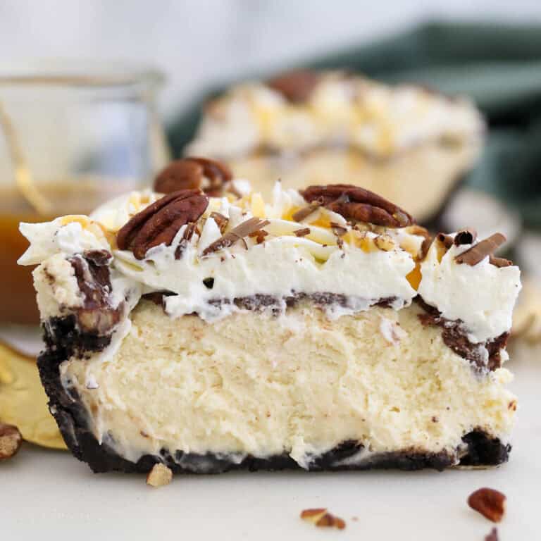 Easy Caramel Pecan Turtle Pie | Beyond Frosting