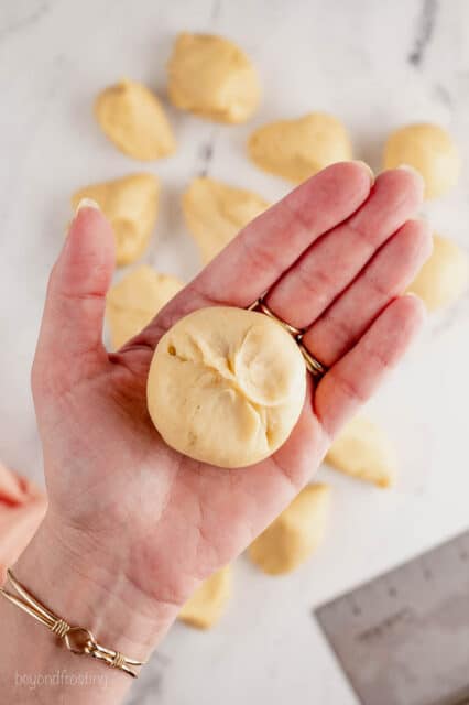 Quick Dinner Rolls | Beyond Frosting