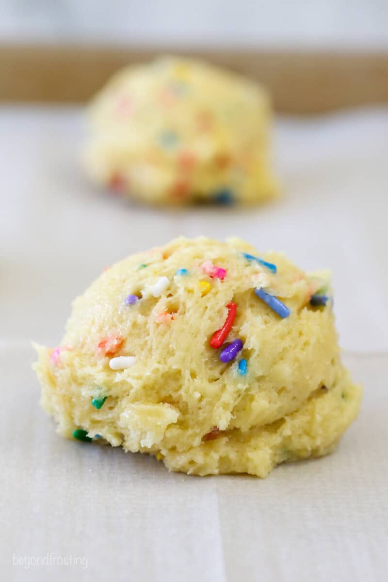 Funfetti Cake Mix Cookies | Beyond Frosting
